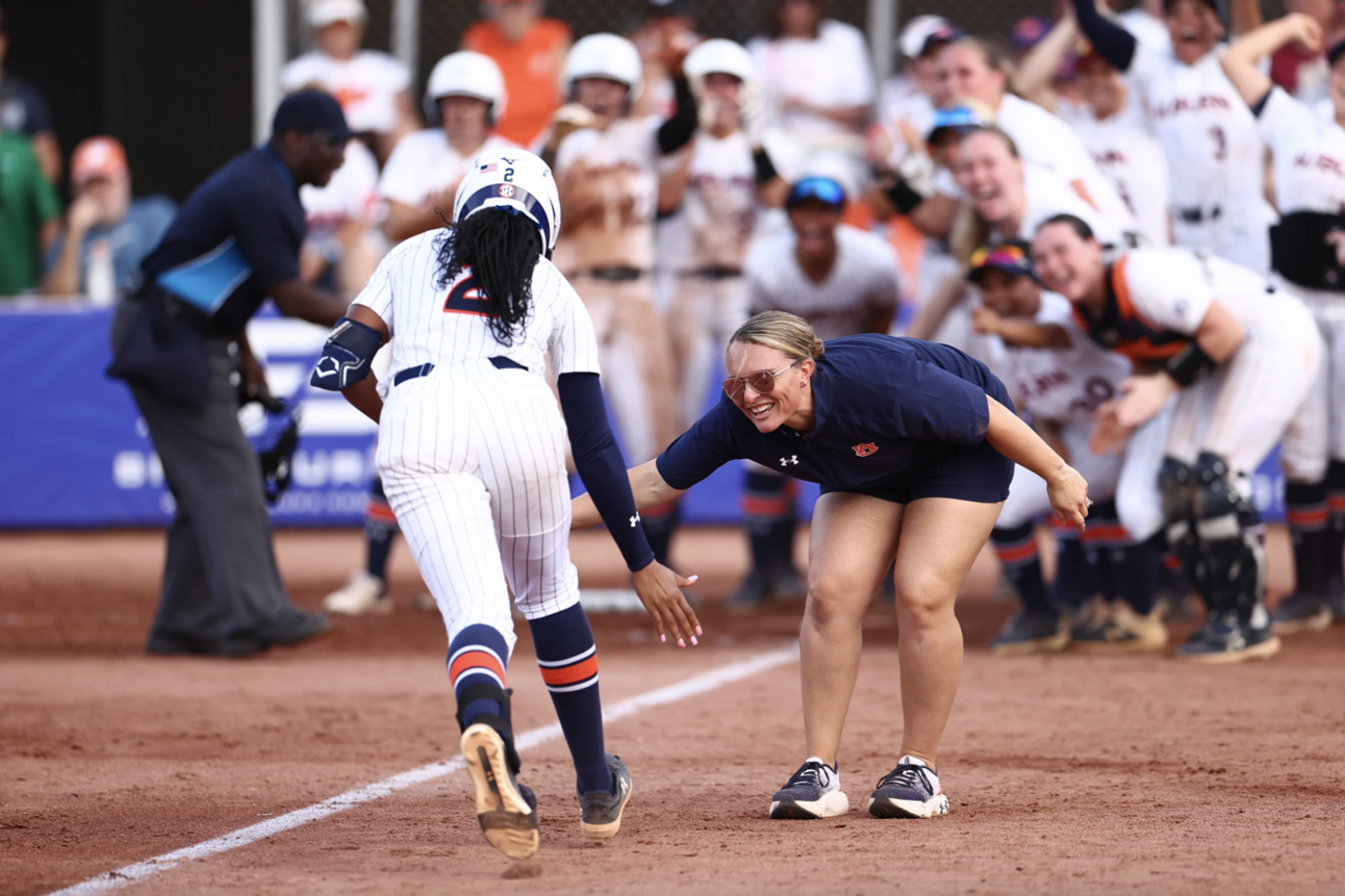 Historic home runs for Rose Roach and Ma’Nia Womack carried Auburn ...