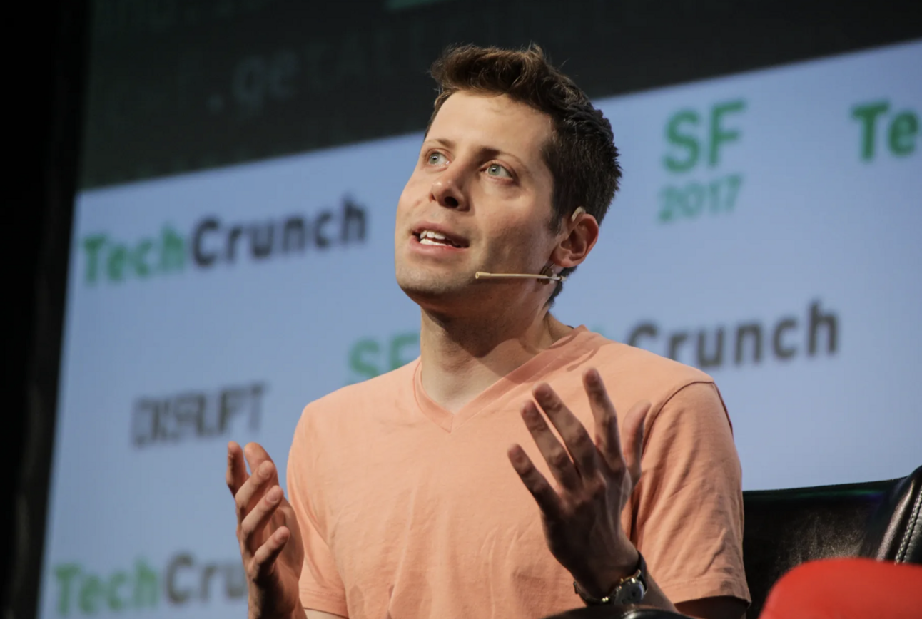 🤖 AI Updates: Google and Microsoft's new models, Sam Altman goes "god mode"