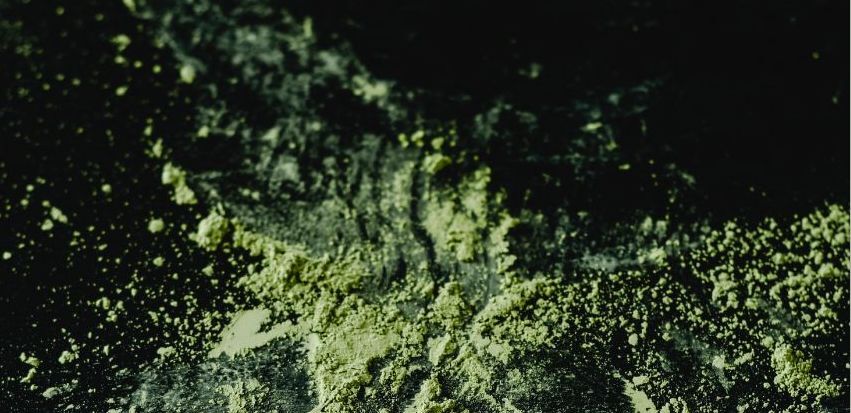 AG1: a green powder marketing machine