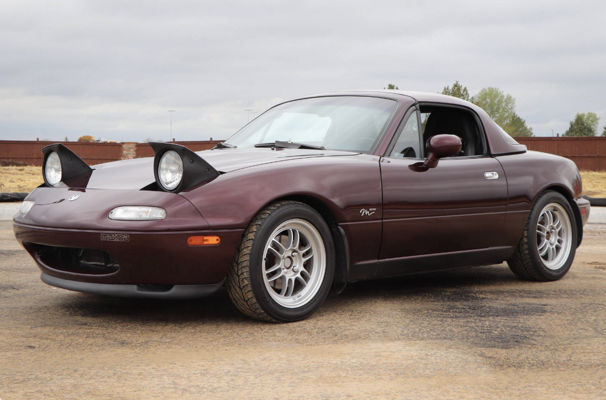 📊 Mazda Miata & Jeep Wrangler Sales