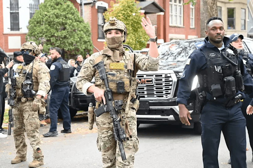 Federal Agents Ambushed in Violent Chicago Attacks