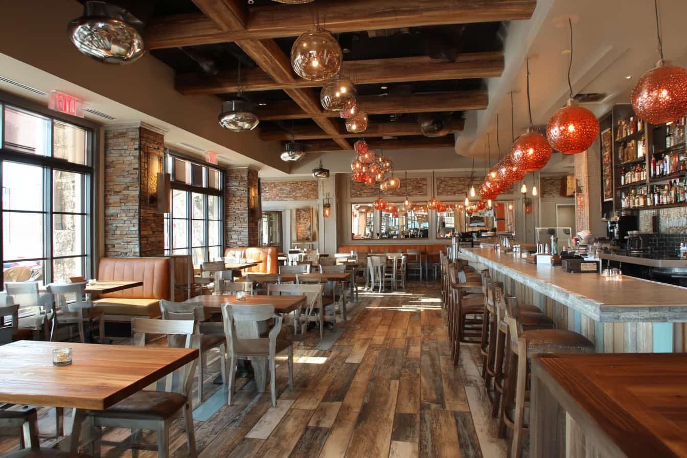 New Restaurant Replaces Stone Balloon