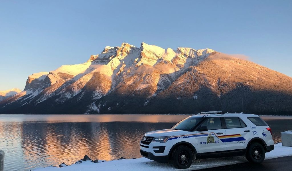 Banff’s RCMP Staffing Shortages Raise Questions About Enforcement