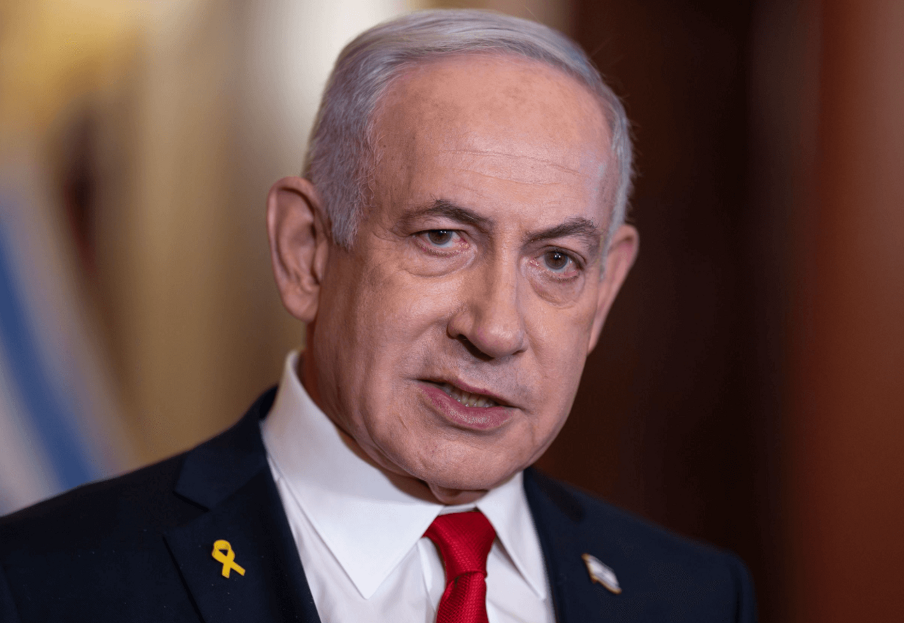 Netanyahu Visits World’s First Underground Blood Bank in Ramle