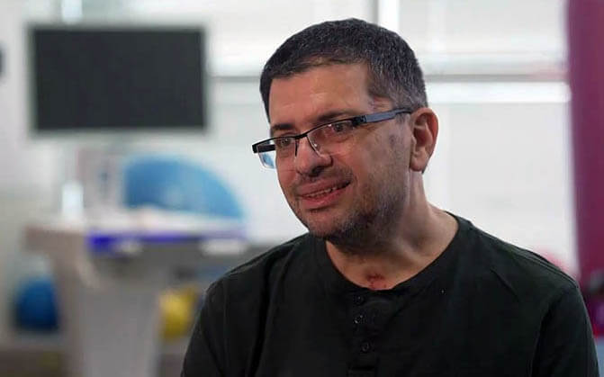 Injured by RPG, Israeli Doctor Resolves to Return to ICU After Hamas Attack
