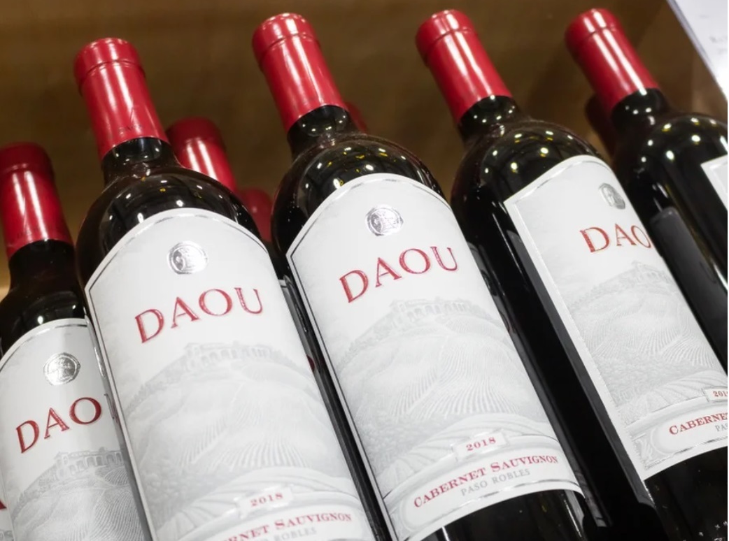 TWE Acquires Daou for $900M // Henry Estate Winery patriarch dies