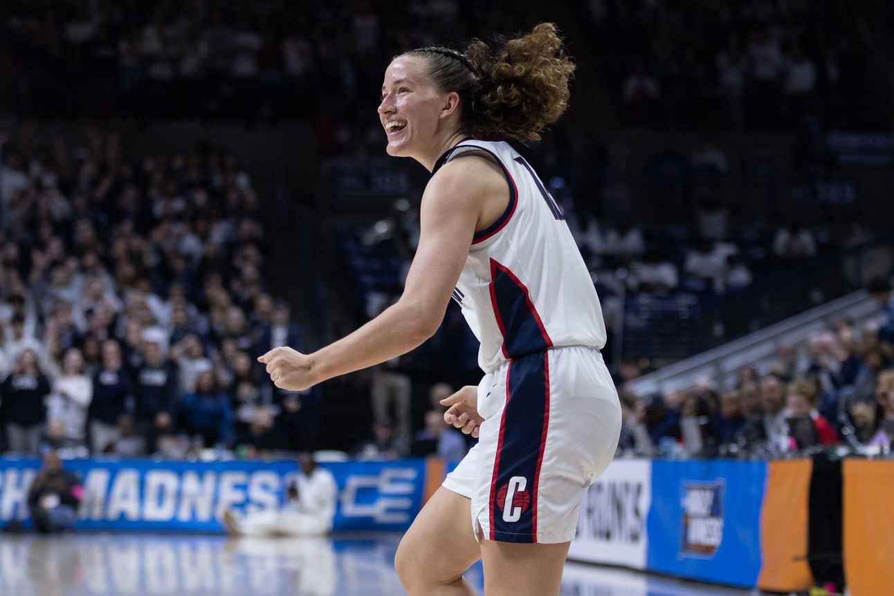 Ashlynn Shade adds her mark in the year of the freshmen