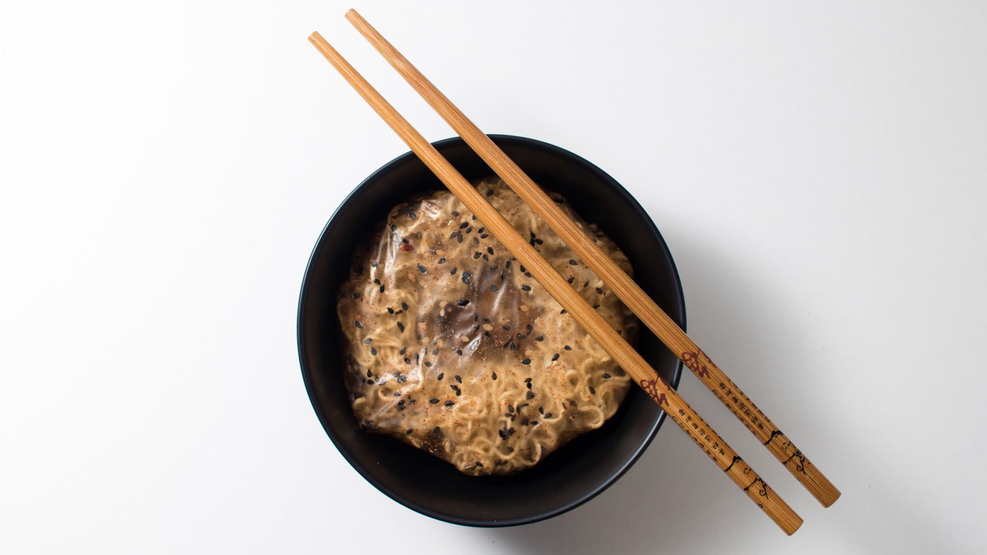 Ramen Soup Contained In Dissolvable Sauce Packaging