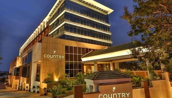 15 Best Hotels In Mysore That Offer A Royalty-Like Stay For Every Type ...