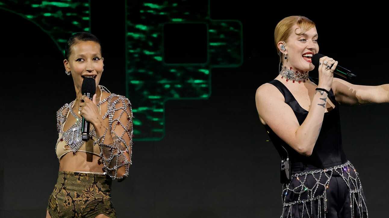 Icona Pop Returns With Energetic ‘Club Romantech’ As First Album In 10 ...