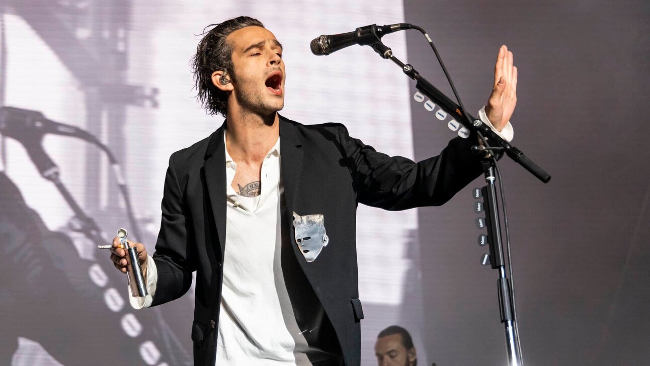 Matty Healy Addresses Months Of Controversy Via BetterHelp Ad At Los ...