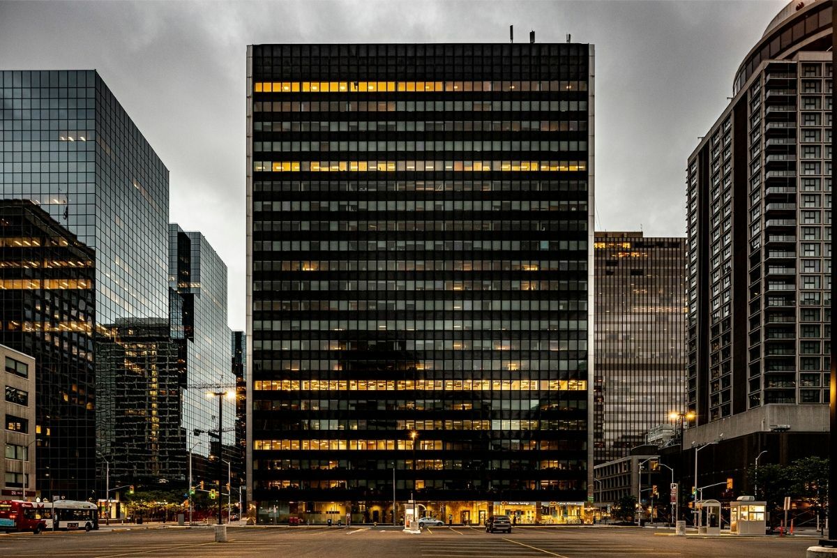 Federal offices could become homes