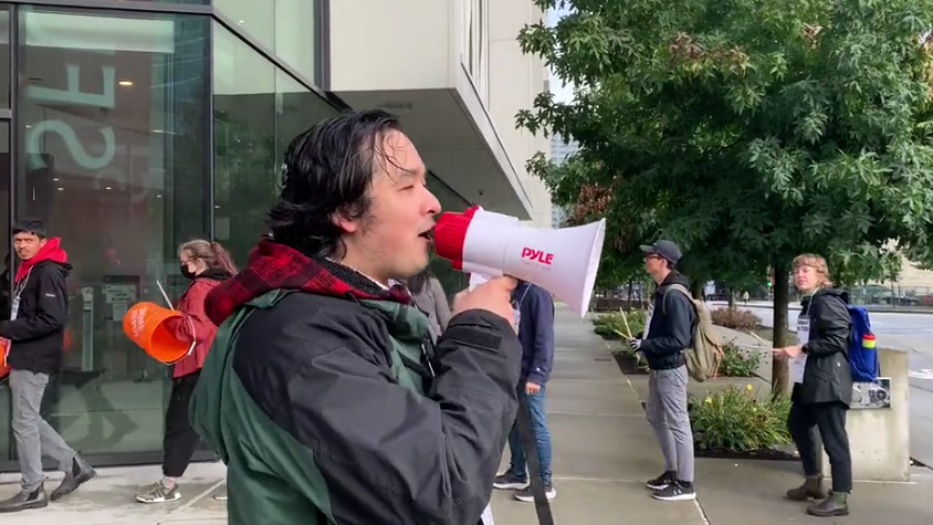 Support staff at Simon Fraser University on strike