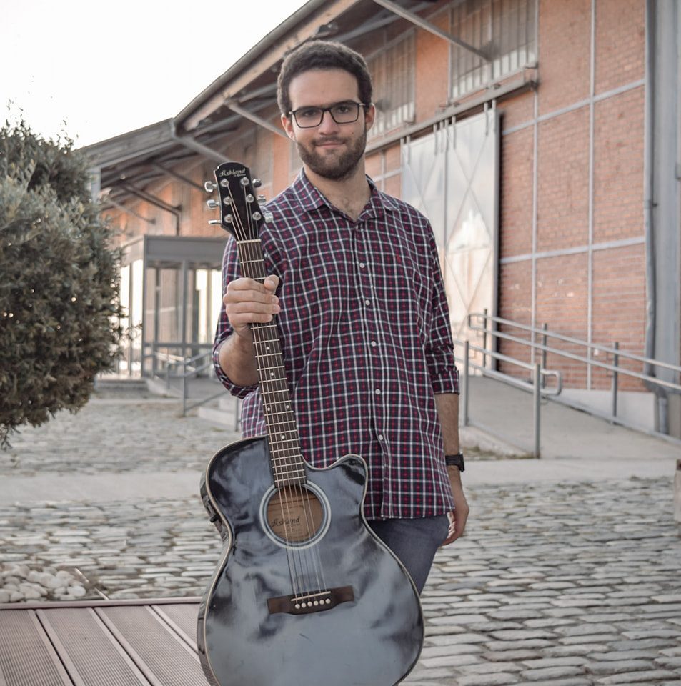 New Single Release About the Tempi Train Crash