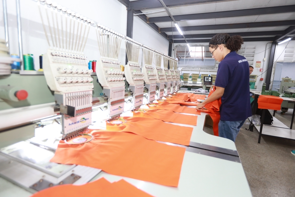 Brazilian manufacturing drops 30 spots in global production ranking