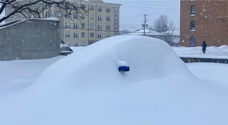 Ottawa snow cleanup to take weeks after 70 centimetres fell