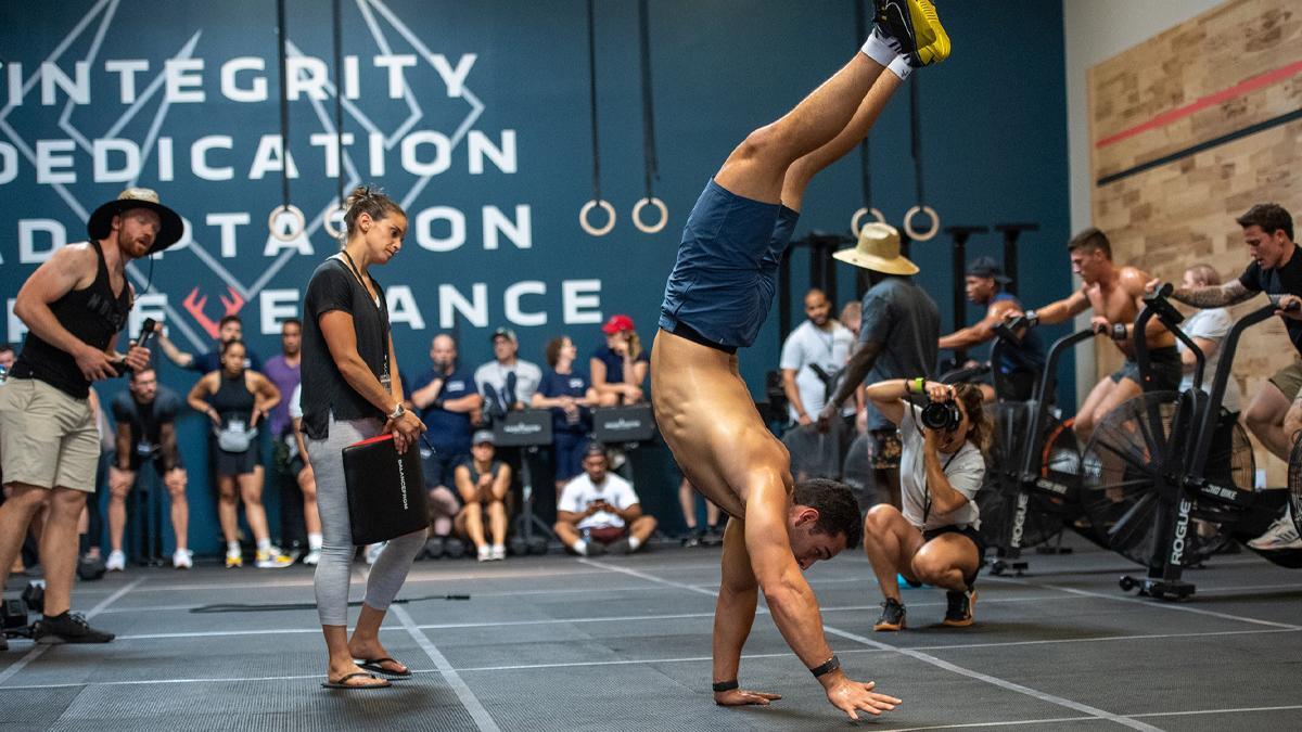 How To Host The Perfect Summer Throwdown: PR, Press, & Communications