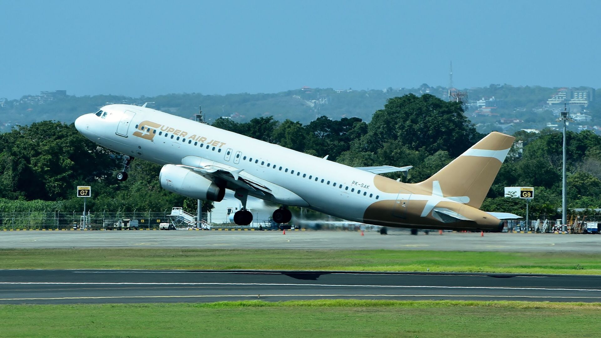 Super Air Jet - Strategic Analysis and Outlook Report (2026)