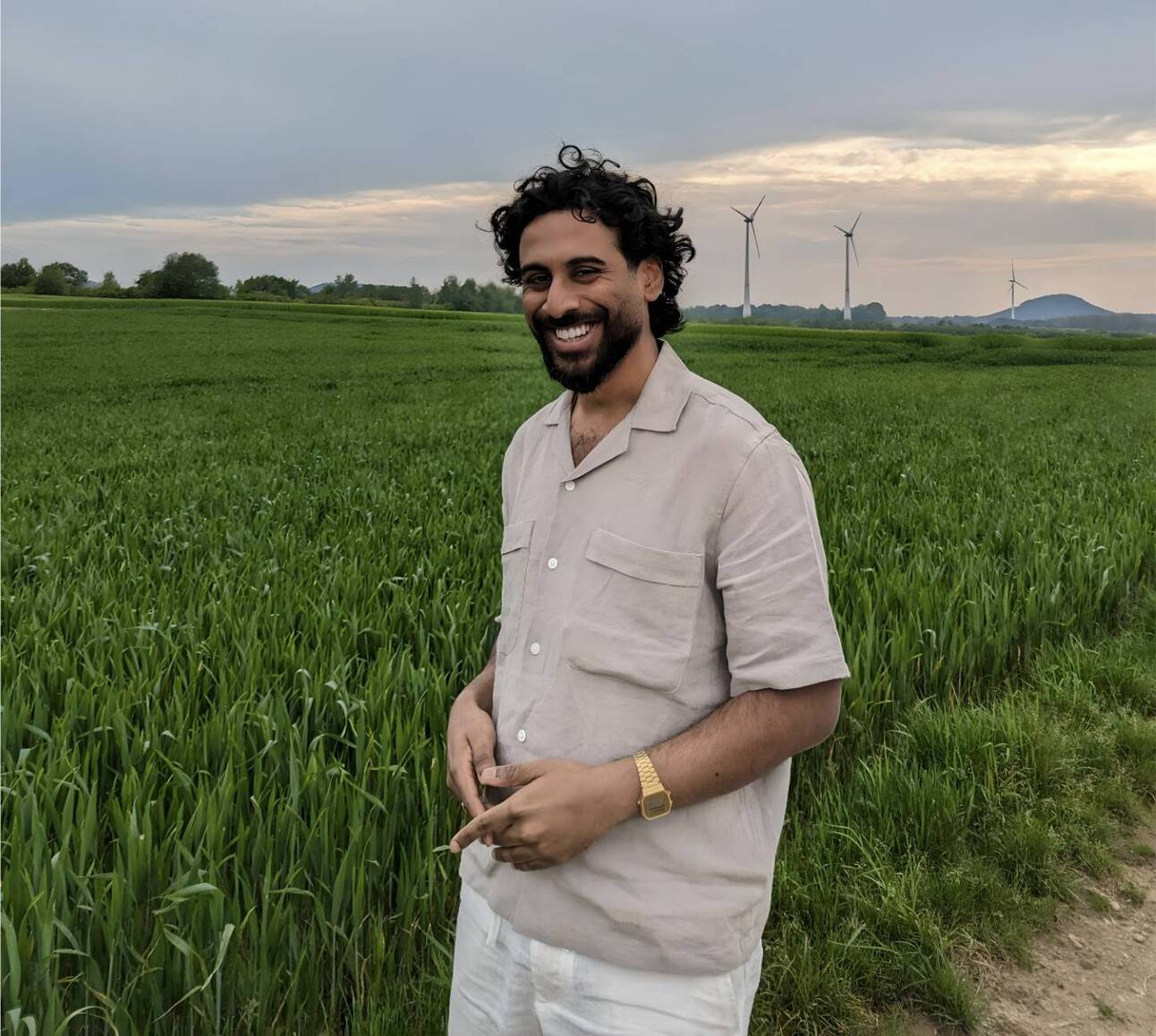 FeatherFlow is making $15k in monthly revenue building MVPs