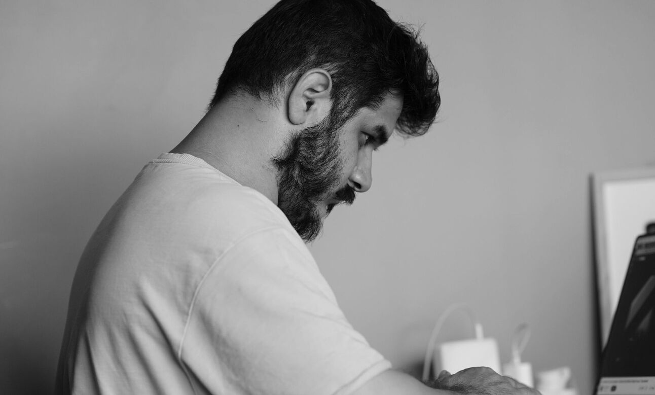 How to Fix Forward Shoulders: A Complete Guide to Better Posture