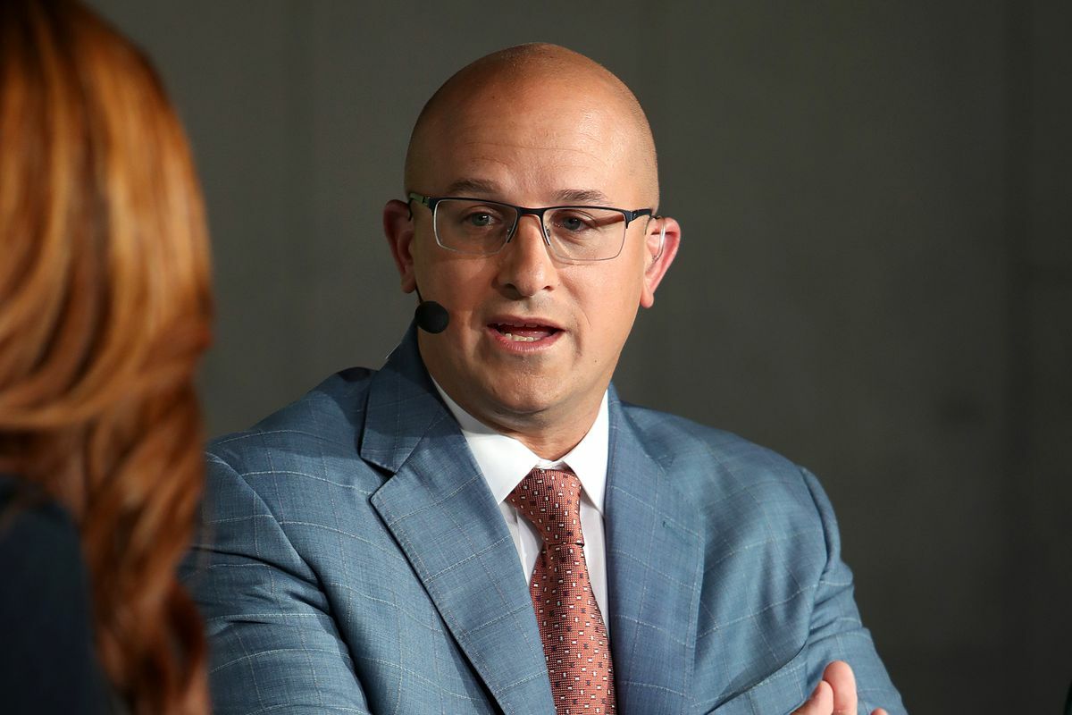 Enjoy Basketball Talks To Bobby Marks