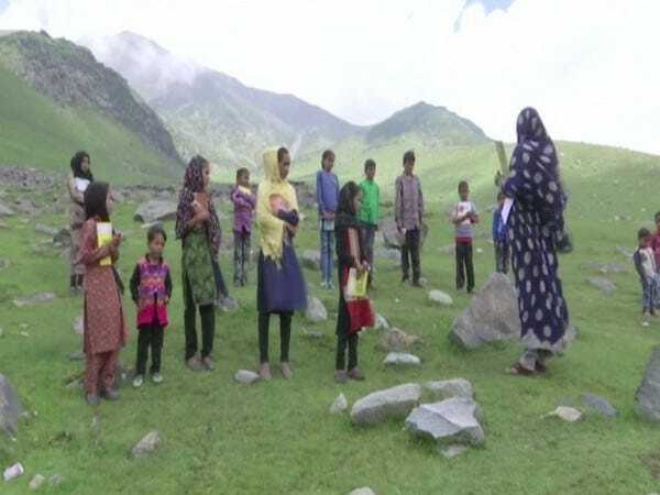 J-K: Community classes being held for tribal students on higher reaches ...