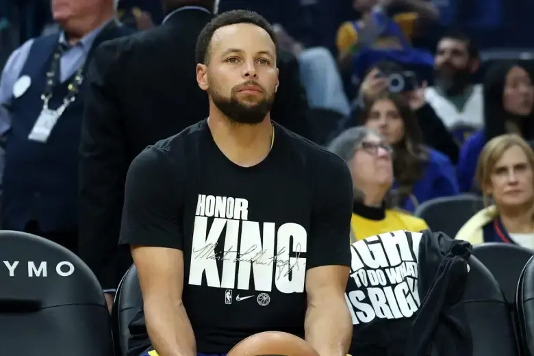 Stephen Curry Unites America Amid ICE Shooting