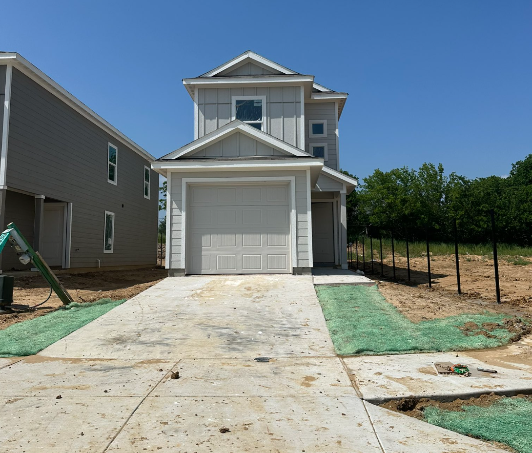 Strained affordability leads homebuilders to go smaller—just look at ...