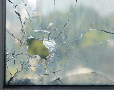 40 broken windows: VA man faces daily battle with errant golf balls