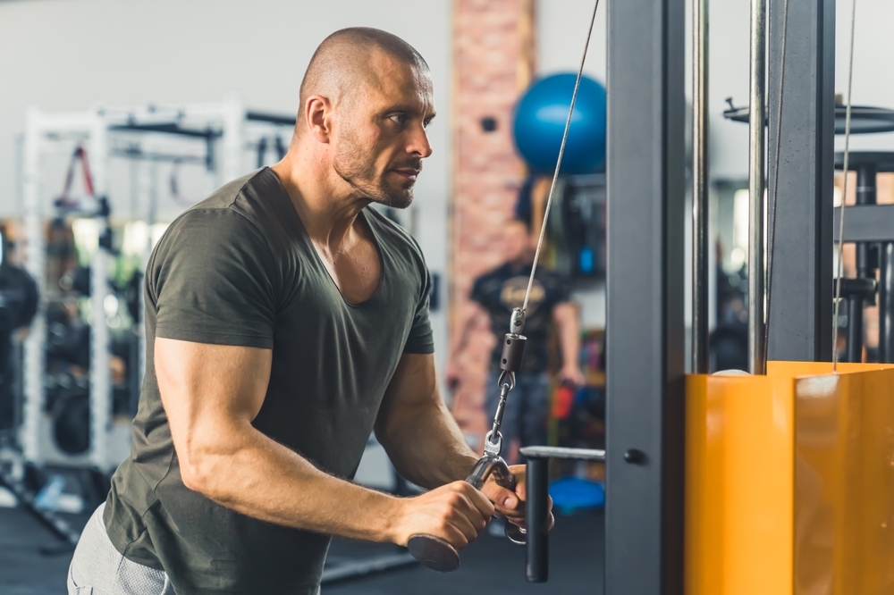 💪 Build Sleeve-Ripping Triceps With These 4 Workouts