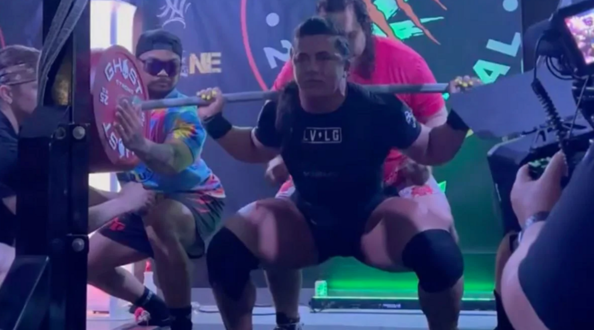 💪 Bodybuilding Pro Sets All-Time Squat Record