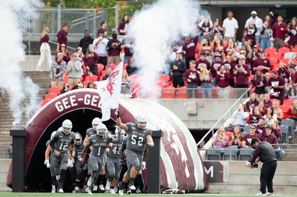 Gee-Gees win Panda Game, crowd only slightly out of control