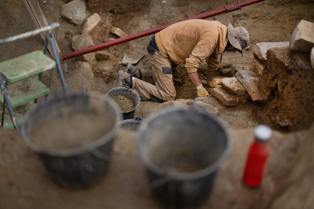 Ancient Artifacts Unearthed in Jerusalem Reveal Secrets of a 2,000-Year ...