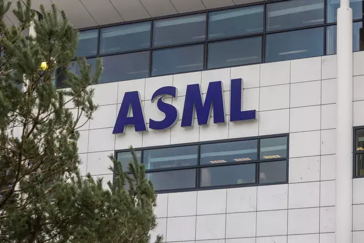 👉 Breaking Down ASML Holding ($ASML)