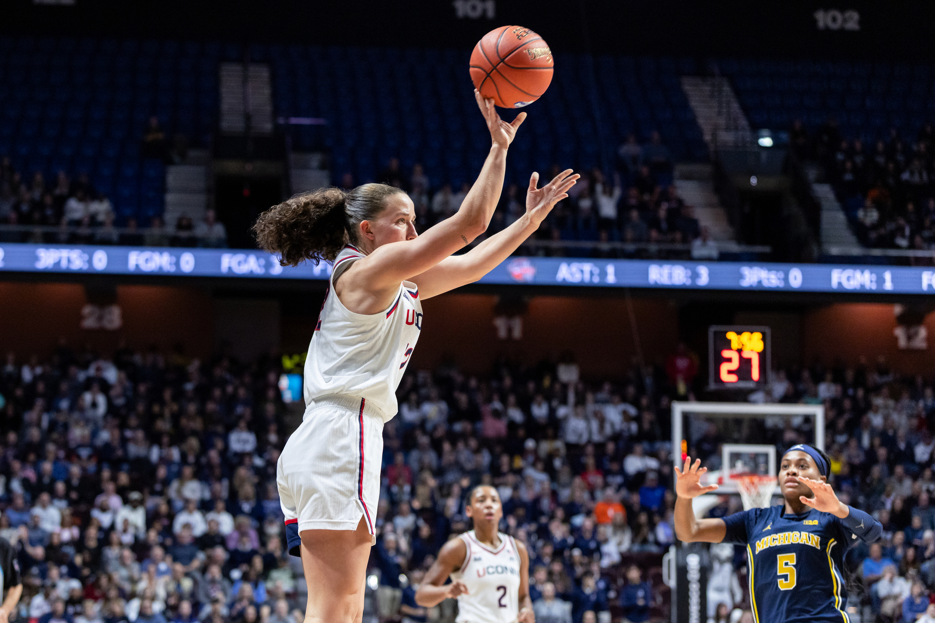 Shade, Ziebell lead UConn to breakout day from deep