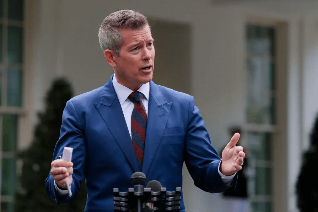 Transportation Secretary Shuts Down Rumors That Elon Musk Tried to Axe ...