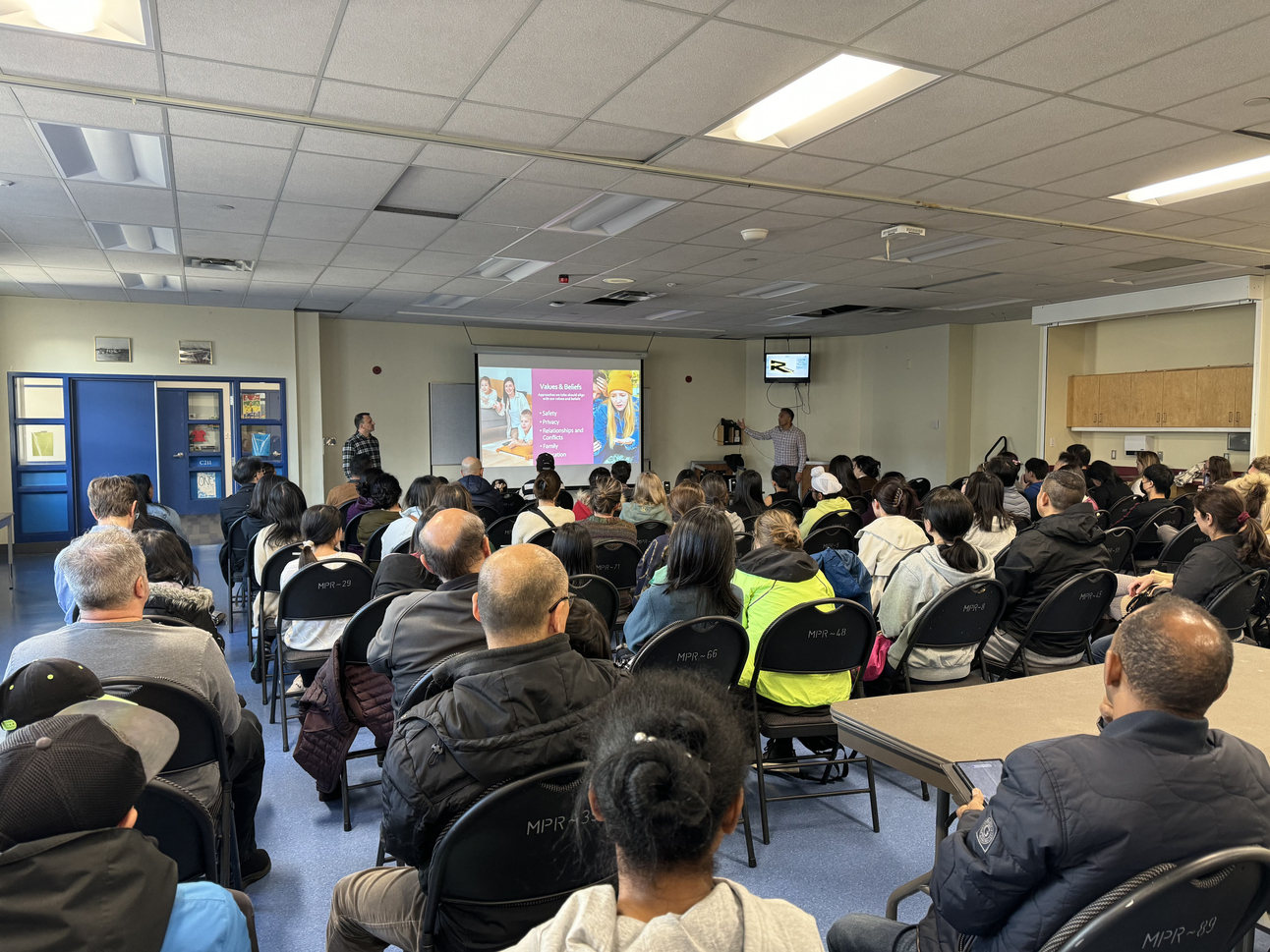 School district launches parent info sessions for healthy digital habits