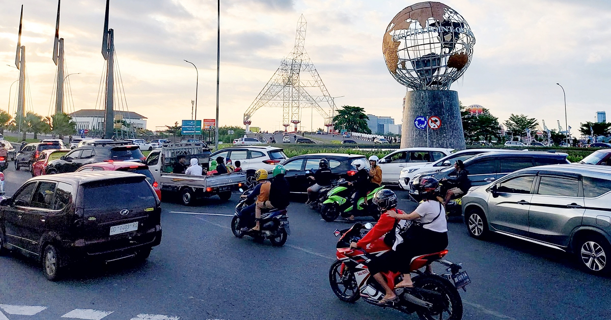 Bad Urban Design: Center Point of Indonesia, a missed opportunity to ...