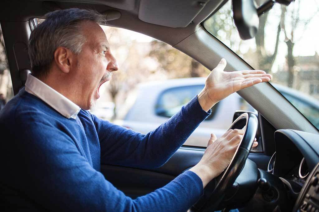 angry-driver-fits-34-curse-words-into-one-sentence