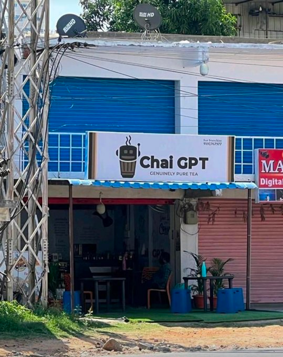 OpenAI Robots are Real + Apple's Building AI