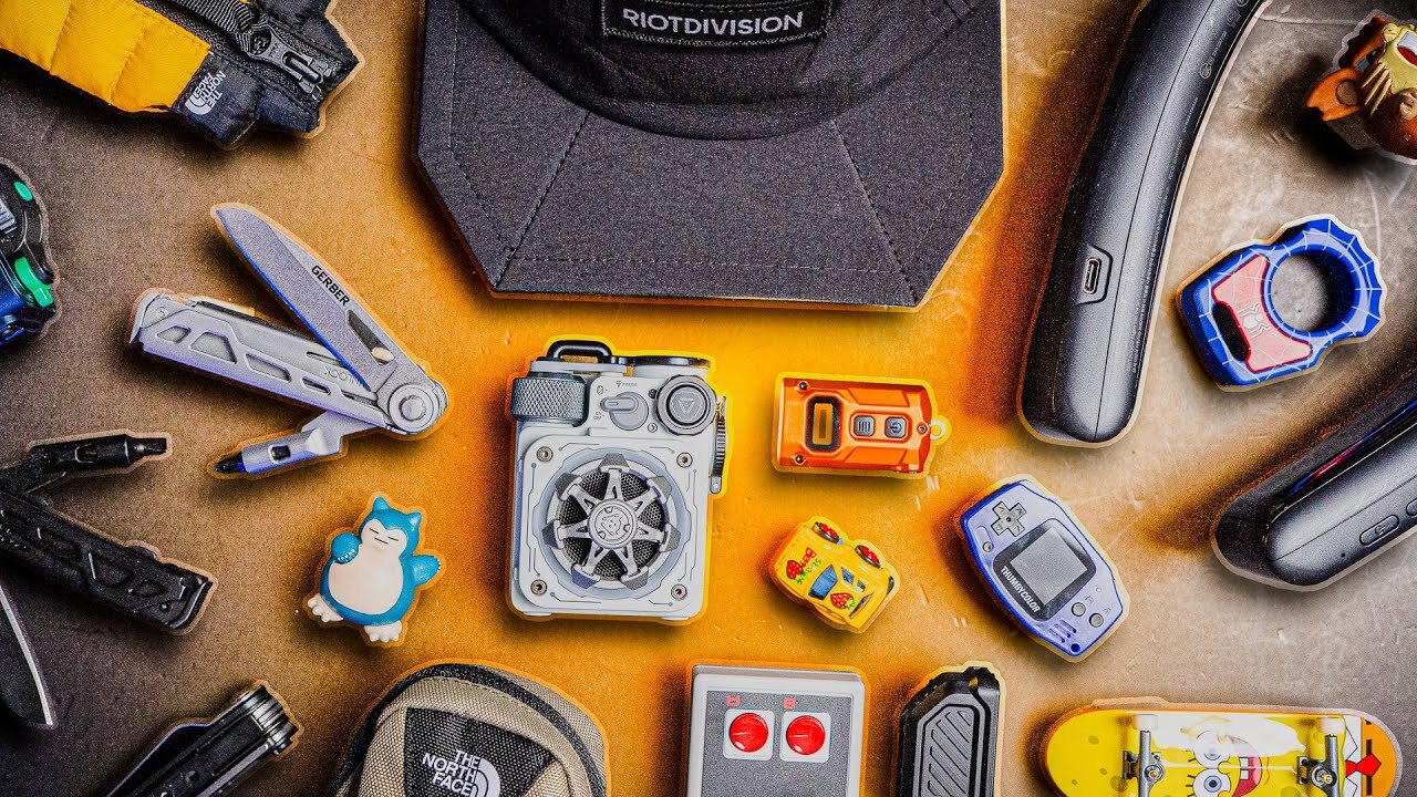 Pocket Tech Powerhouses: Tiny Gadgets That Totally Dominate