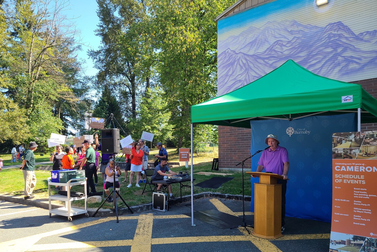Seniors protest at Cameron Centre farewell event