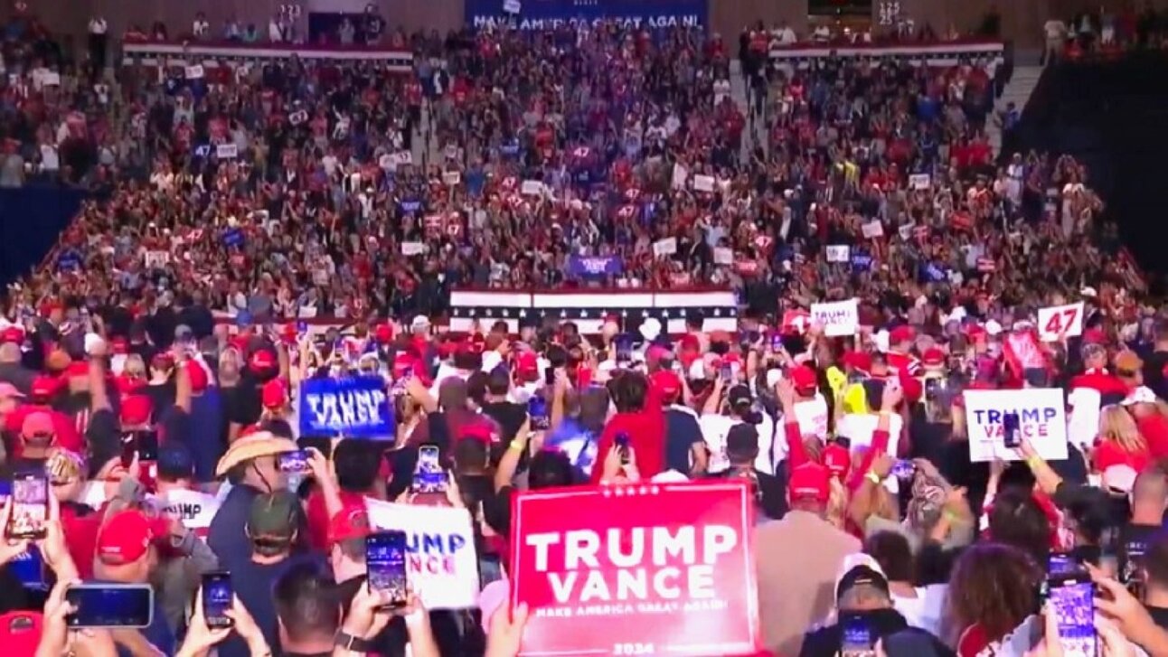 NEW YORK RALLY: Trump Makes GRAND ENTRANCE To Roar of Enormous Crowd ...