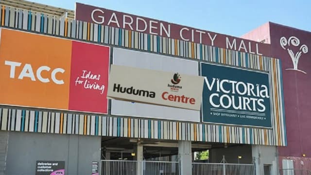 The Garden City Advertising Fight