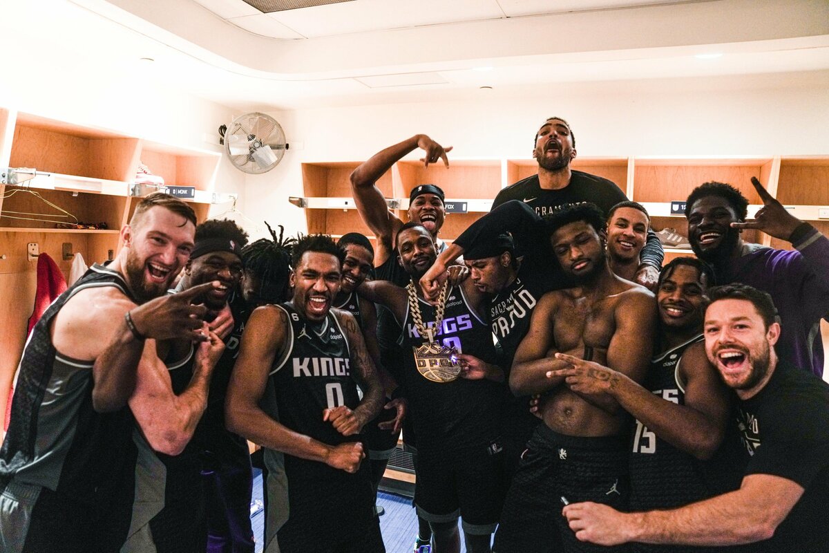 Are Kings the hunted or are they still hunters in the playoff chase?