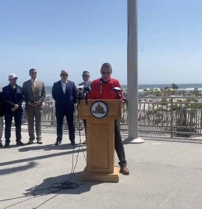 The Mayor Makes How Much?