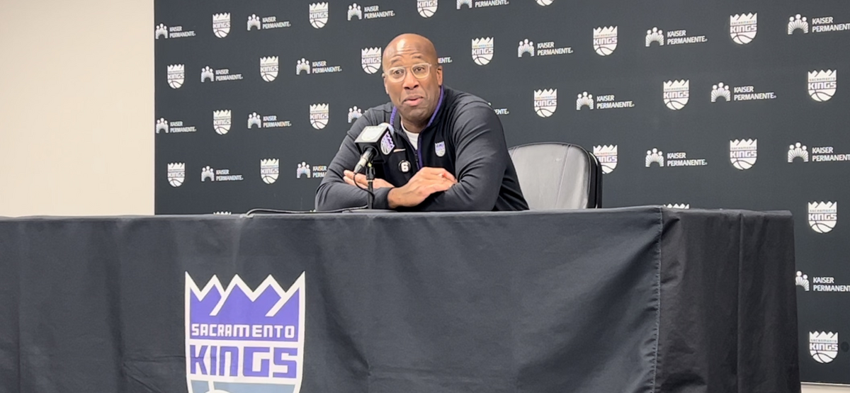 Mike Brown has Kings blending together with more time in the pot