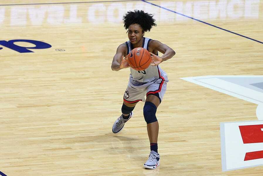 Film Room: How Christyn Williams can "kick some ass" as a senior