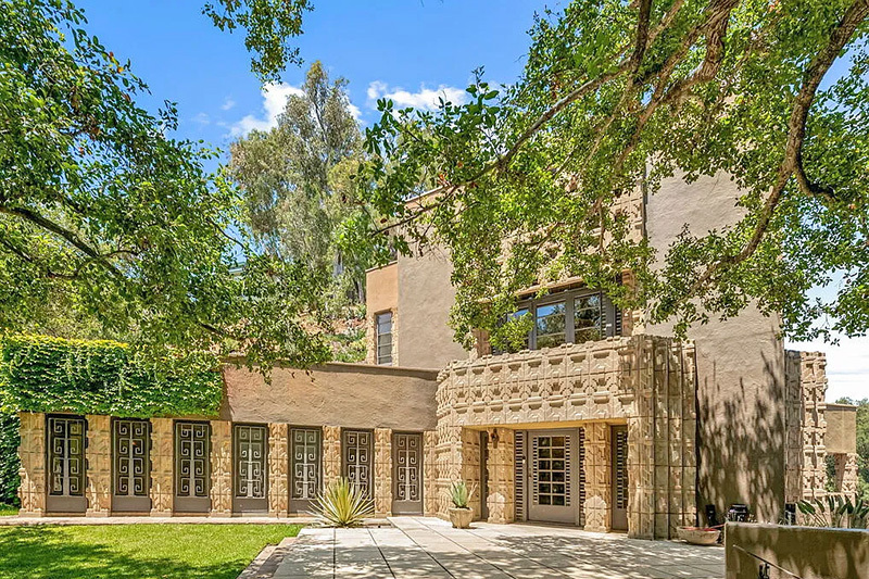 The Most Beautiful Old Houses on the Market This Week
