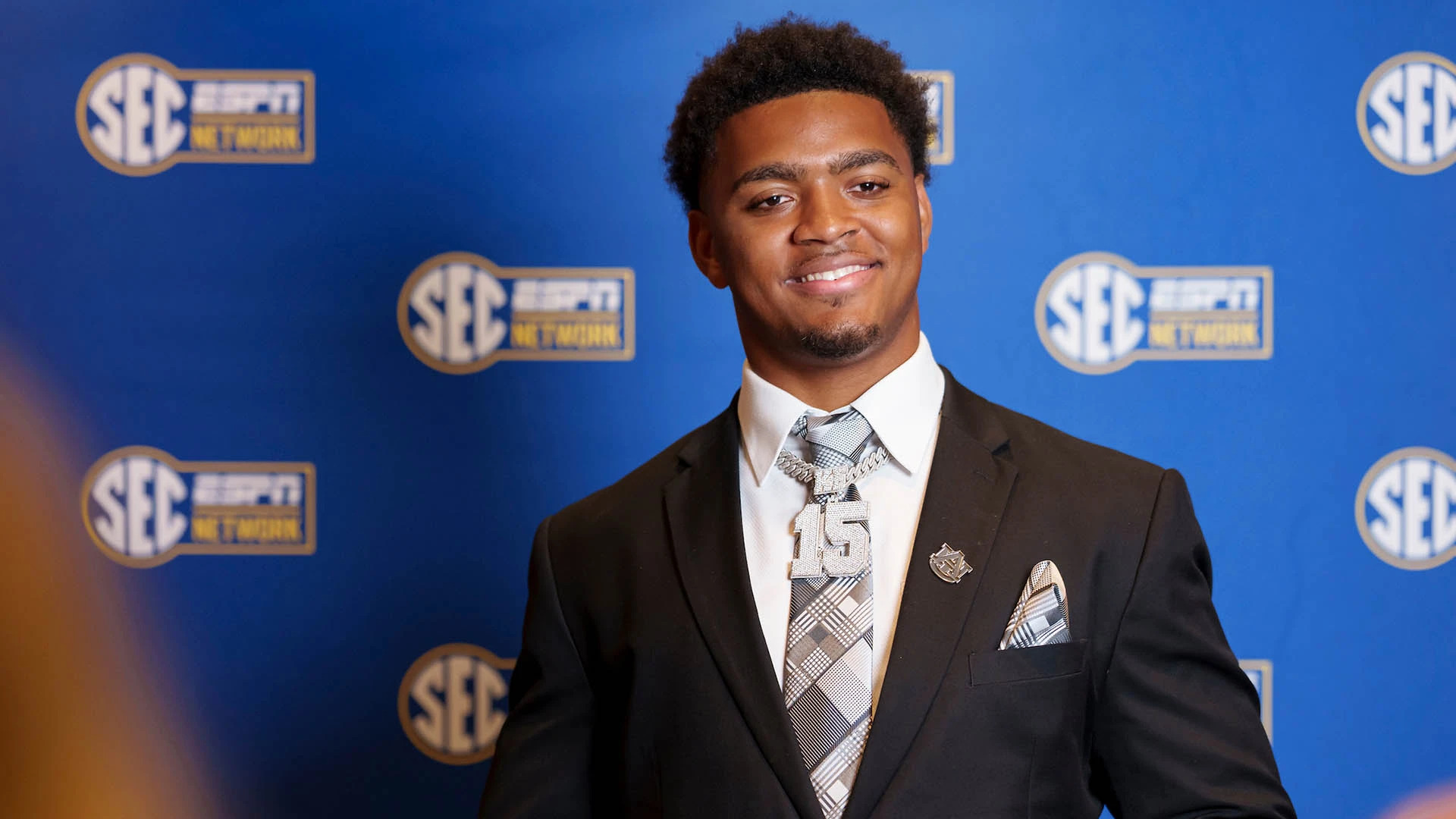 Keldric Faulk made Auburn history last year when he became the program ...